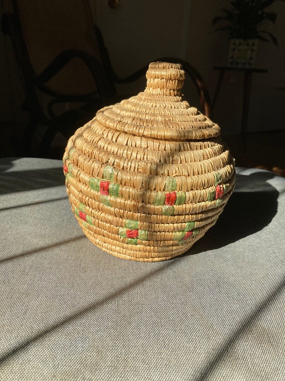 Vintage Inuit Hand Woven Basket With Lid - Etsy
