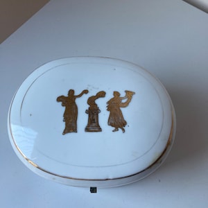 Vintage ISCO Porcelain Dresser Box With Gold Gilt Greco Roman Figures ...