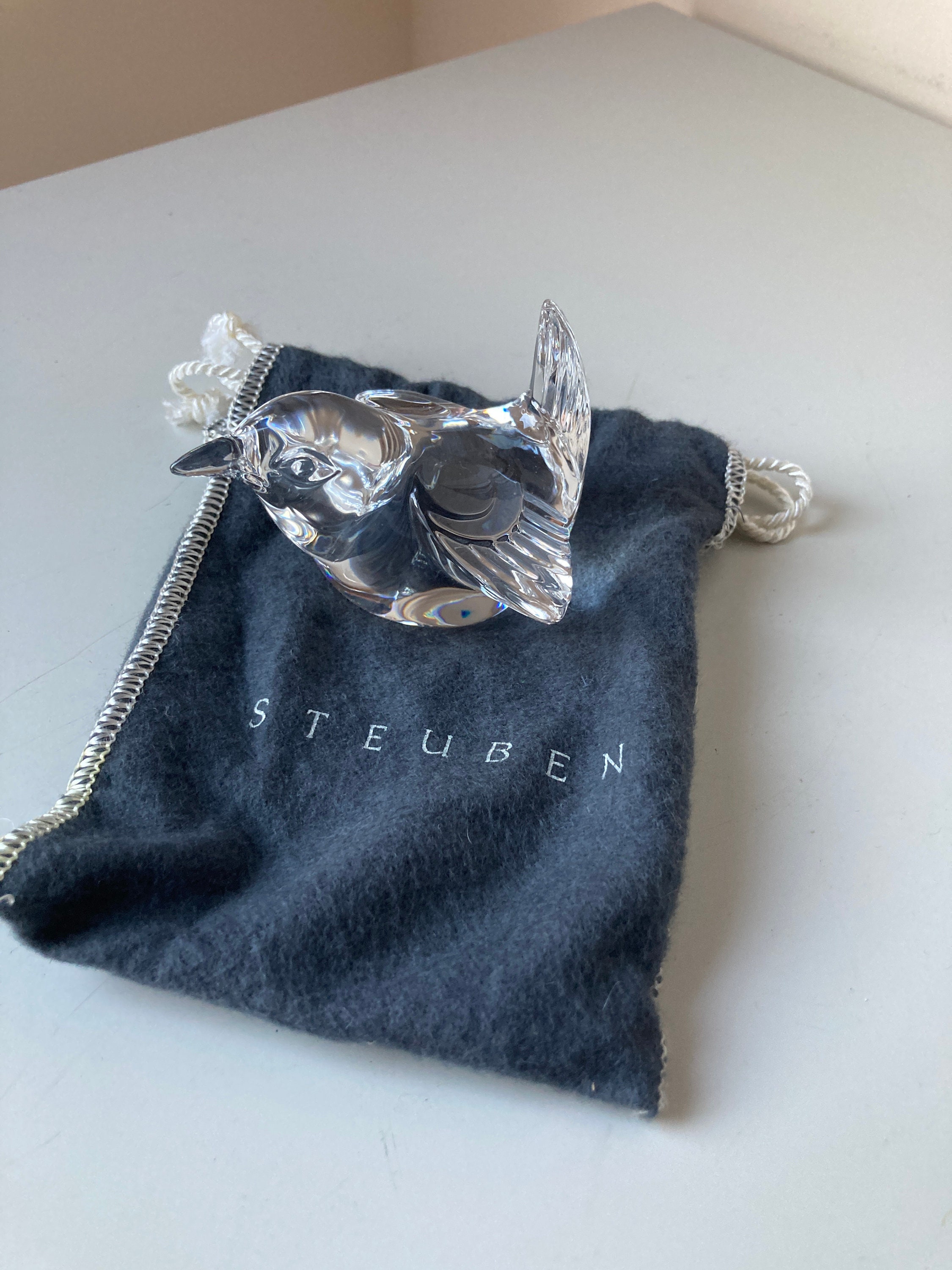 Signed Steuben Crystal Wren Figurine Paperweight Designed by Lloyd ...