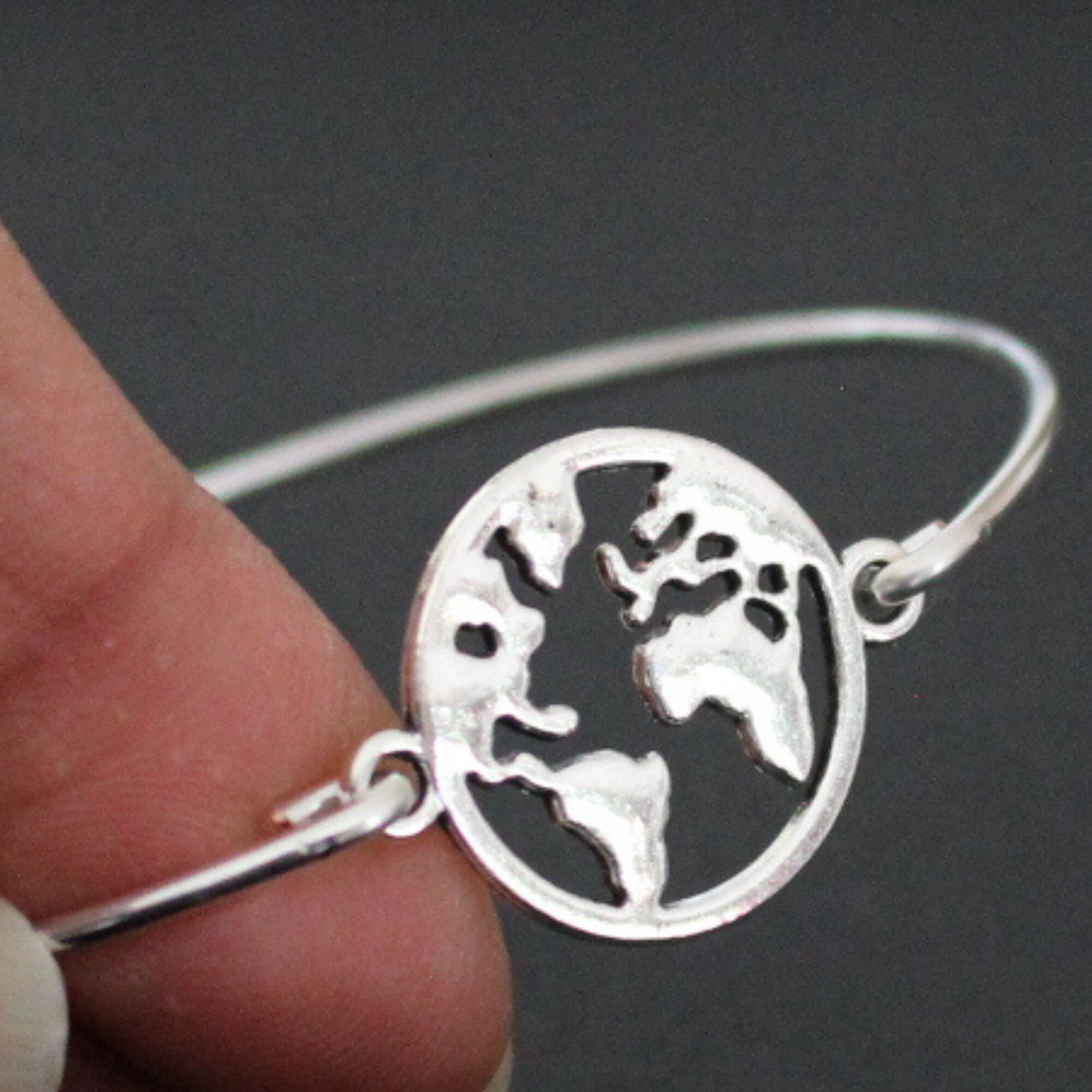 World Map Bracelet, Silver Globe Bracelet, Personalized Map of the ...