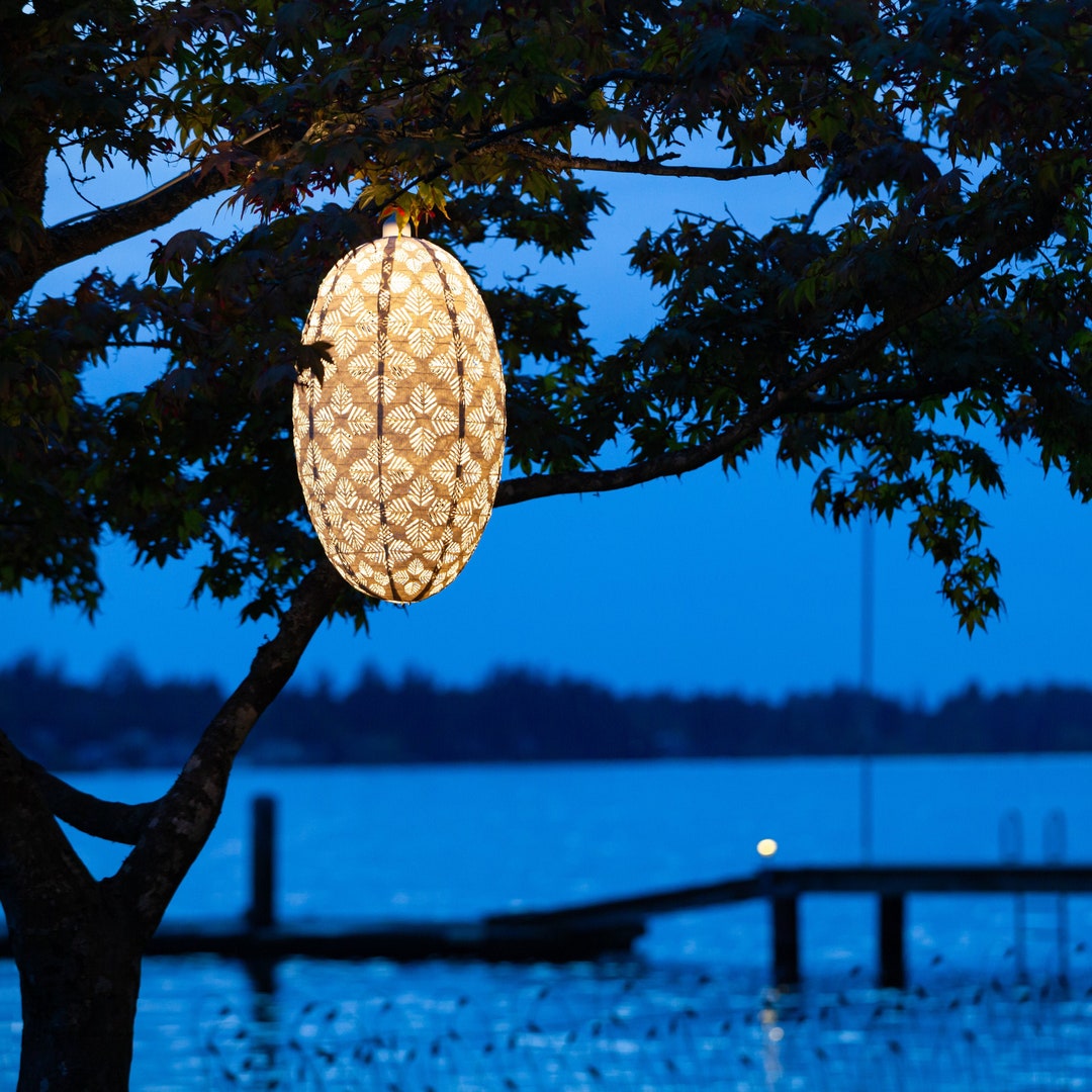 Indoor/outdoor Tyvek® Fabric Pendant Lamp 22″ - Soji Stella Nova Geo ...