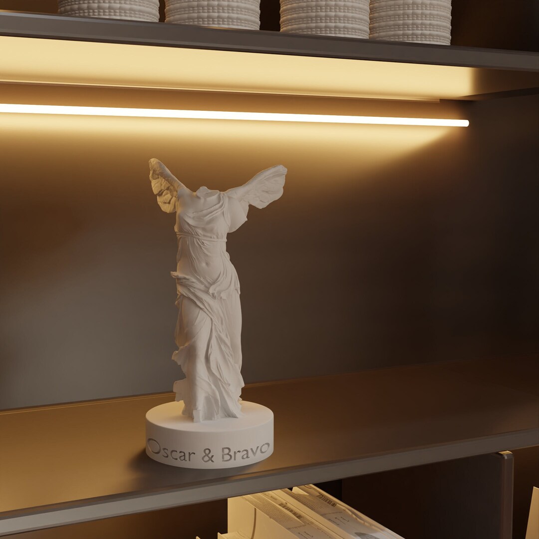 Personalized Goddess of Victory Decor Statue,home Office Desk Figurine ...