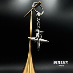 Silver Toned Keychains, F22 ,F18 ,F35, F16,A10 Warthog, Airbus, Boeing ...