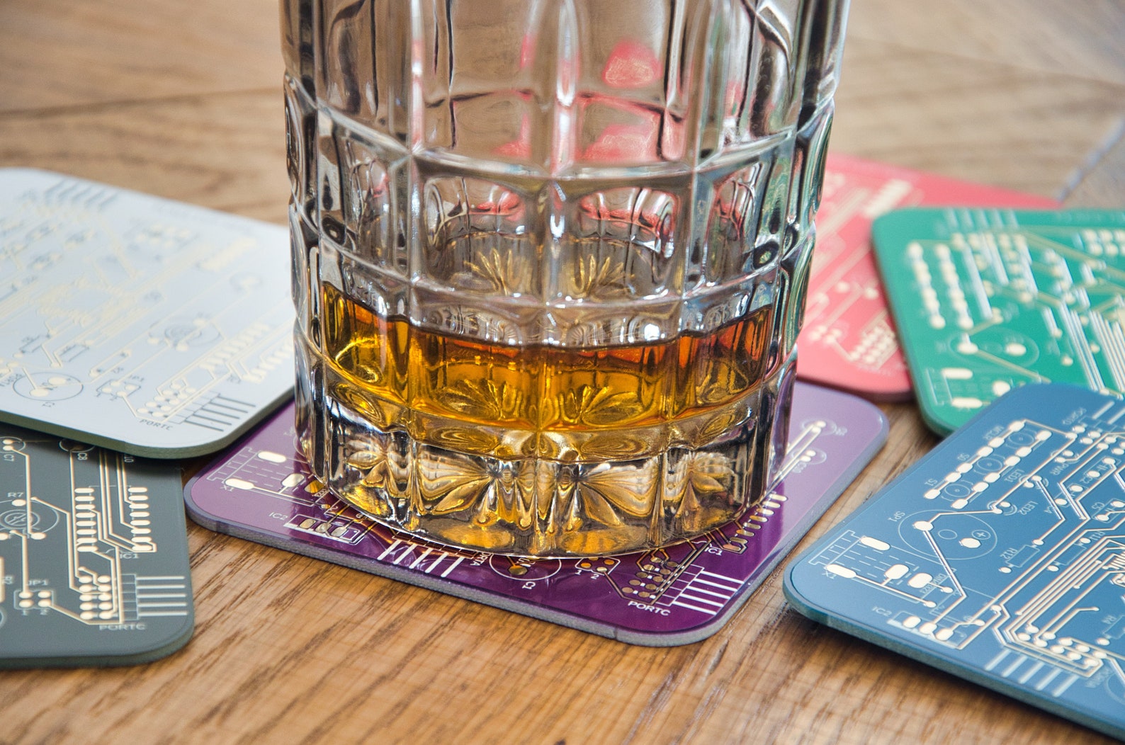 The Original: Set of 2 Coasters in Pcb-design With Gold Contacts for ...