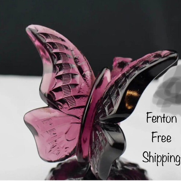 Fenton Figurine - Etsy
