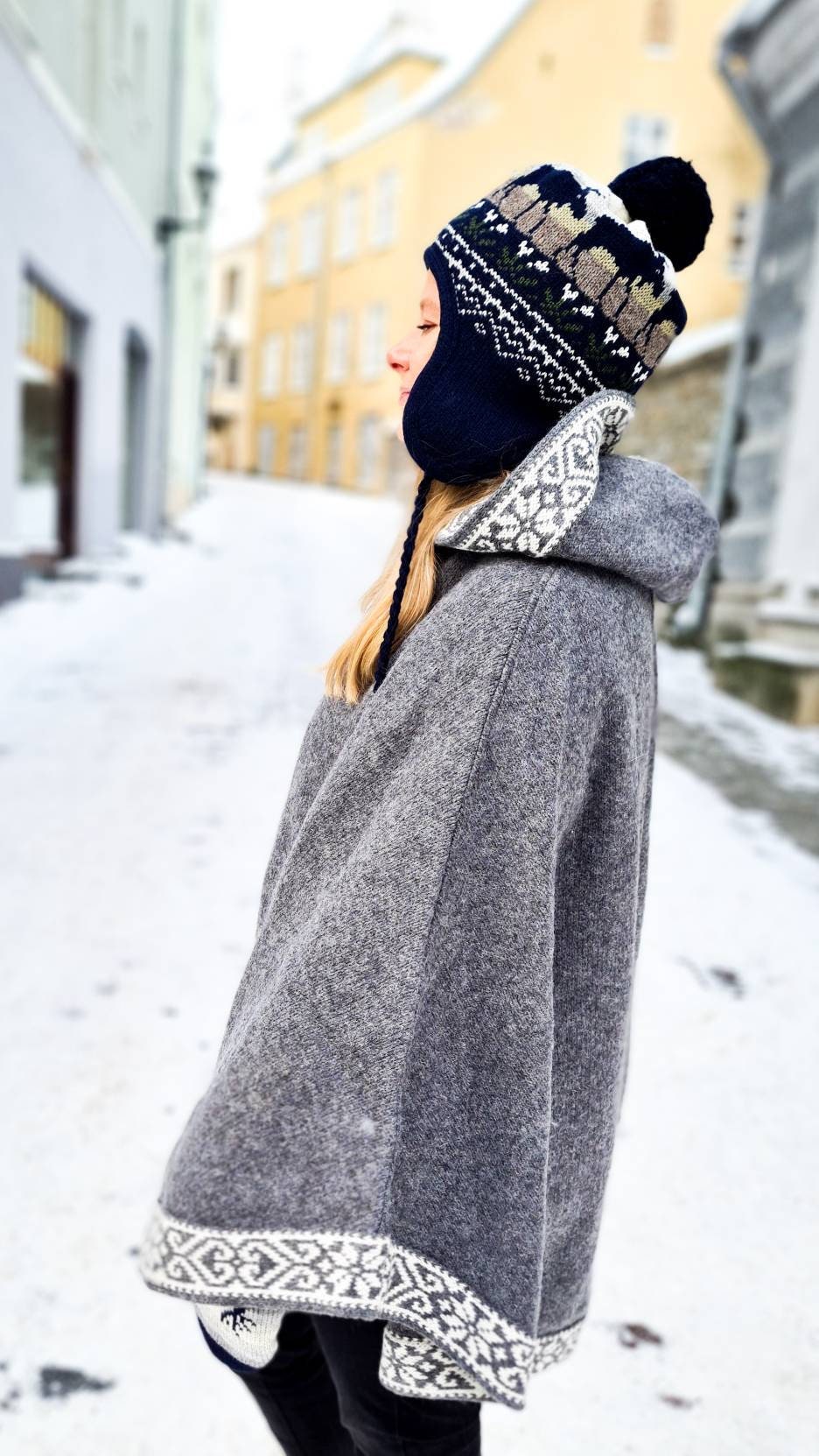 Fun Nordic Style Hat With Earflaps and a Pompom, Unisex Knitted Woolen ...