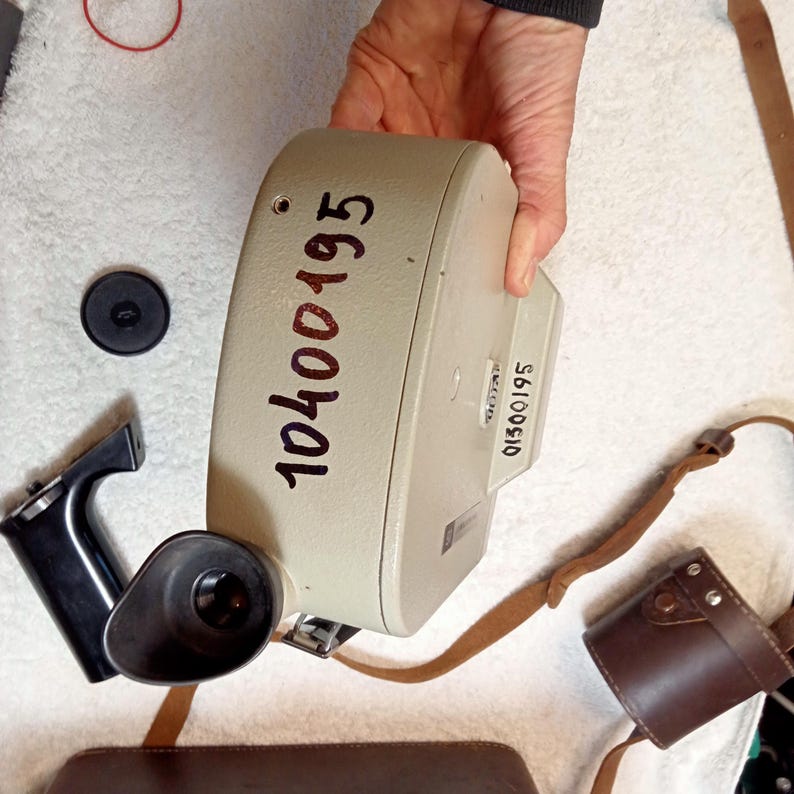 Working Soviet Cinema Camera Kino KRASNOGORSK Lens VEGA – 9 (2,1/50 ...