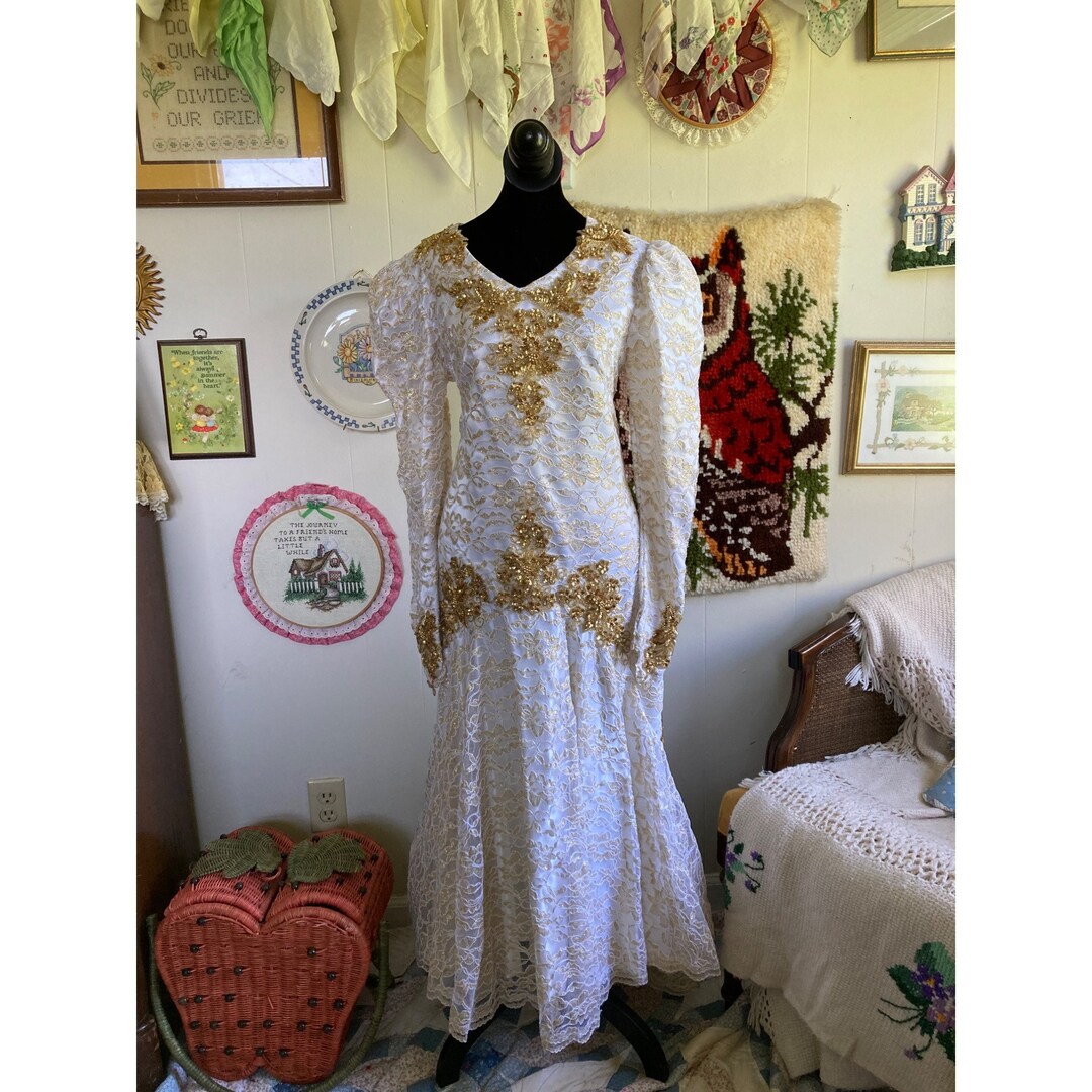 80's VTG White Lace High Low Trumpet Mermaid Puff Sleeve Gown With Gold ...