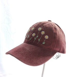 Hand Embroidery Daisy and Bee Hat, Floral Denim Cap, Baseball Cap ...