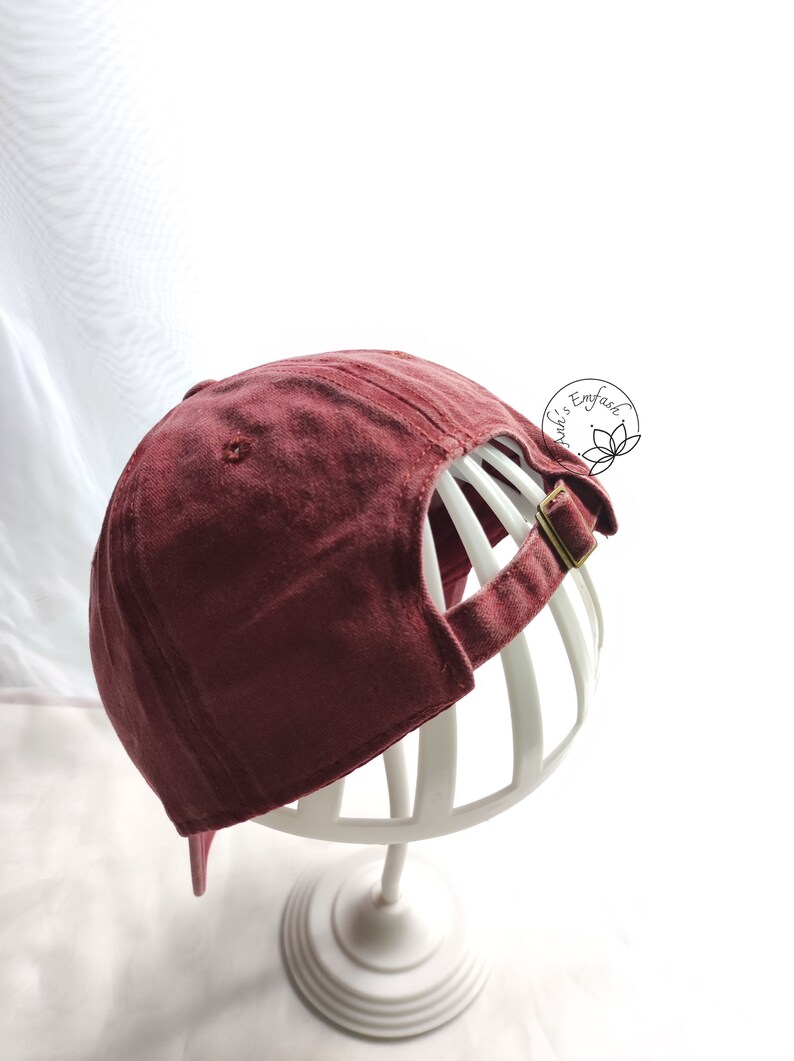 Hand Embroidery Daisy and Bee Hat, Floral Denim Cap, Baseball Cap ...
