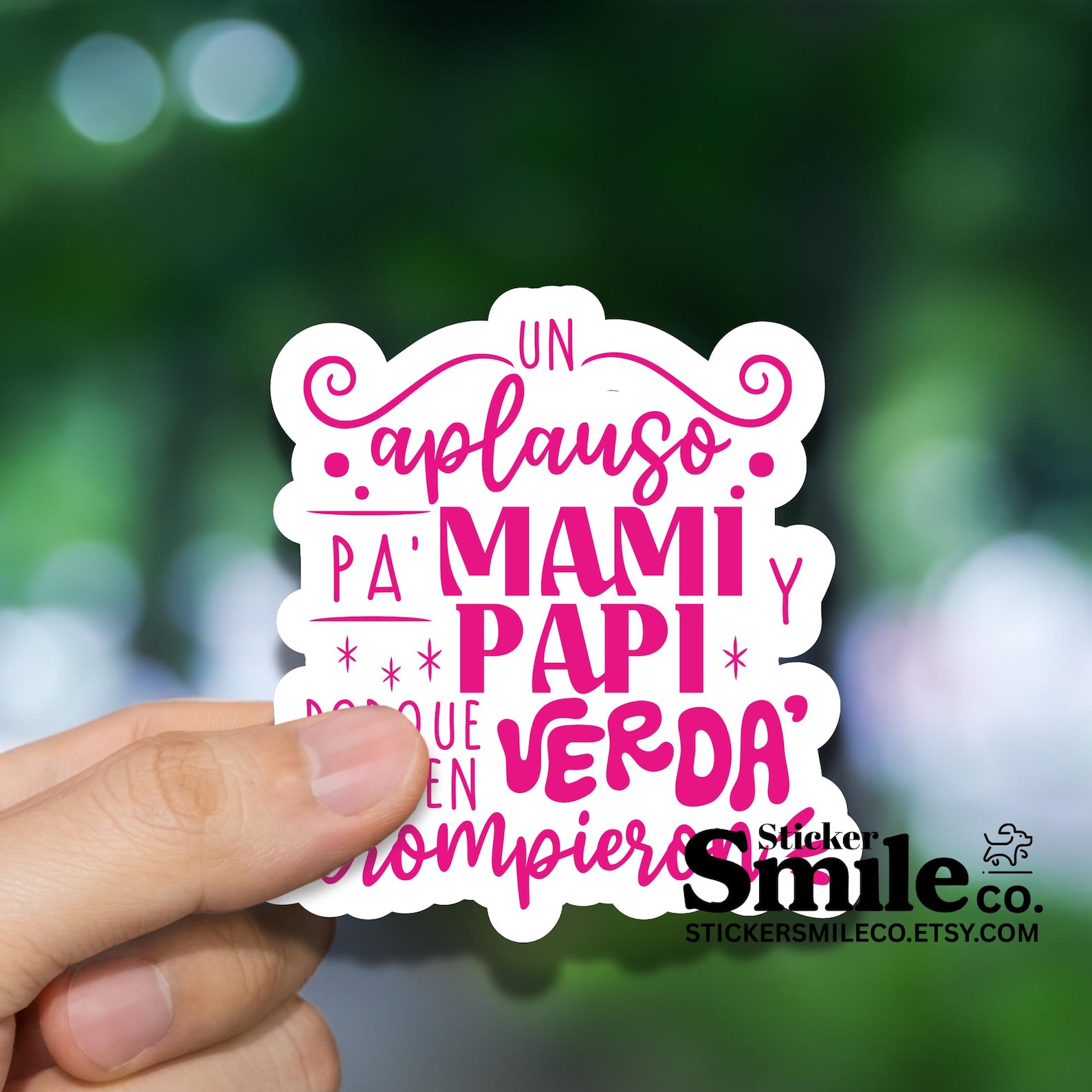 Un Aplauso Pa’ Mami Y Papi Sticker: Funny Spanish Song Quote, Water ...