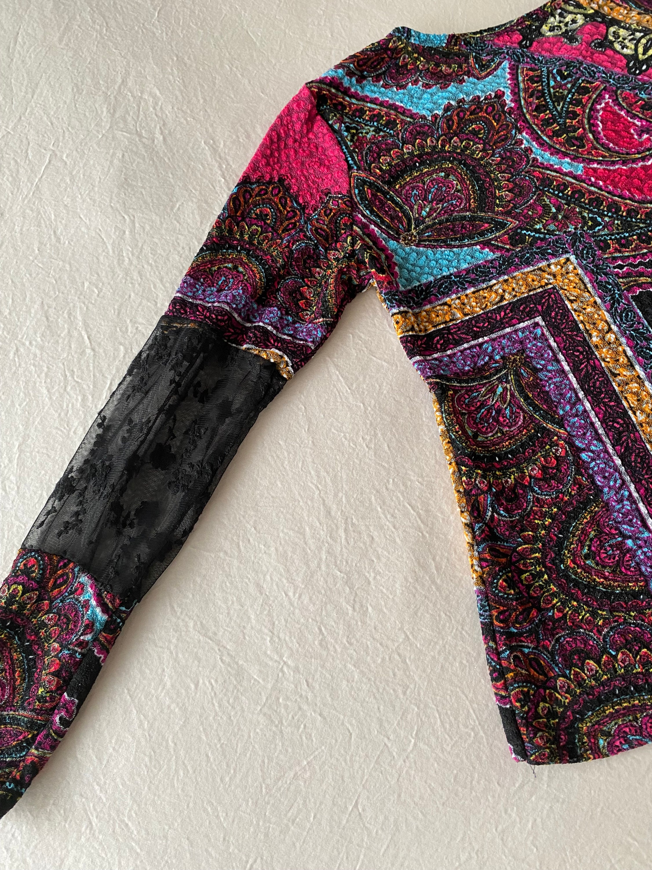 90s 2000s Vintage Peter Nygard Bright Paisley Layering Top | Colorful ...