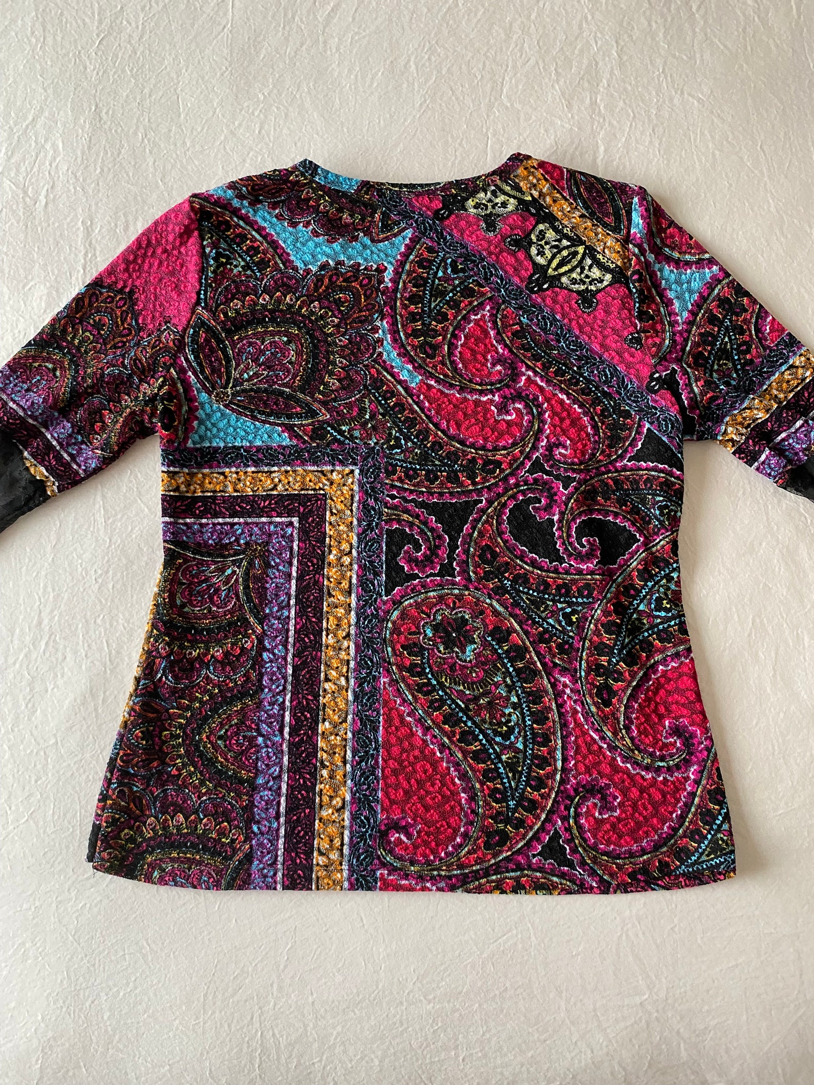 90s 2000s Vintage Peter Nygard Bright Paisley Layering Top | Colorful ...