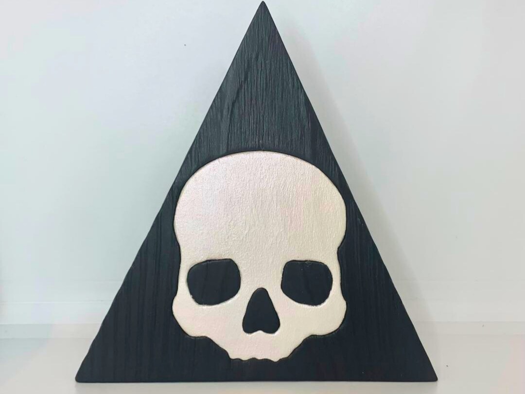 Skull Wood Symbol, Sacred Ornament, Spiritual Wooden Sign, Symbol of ...