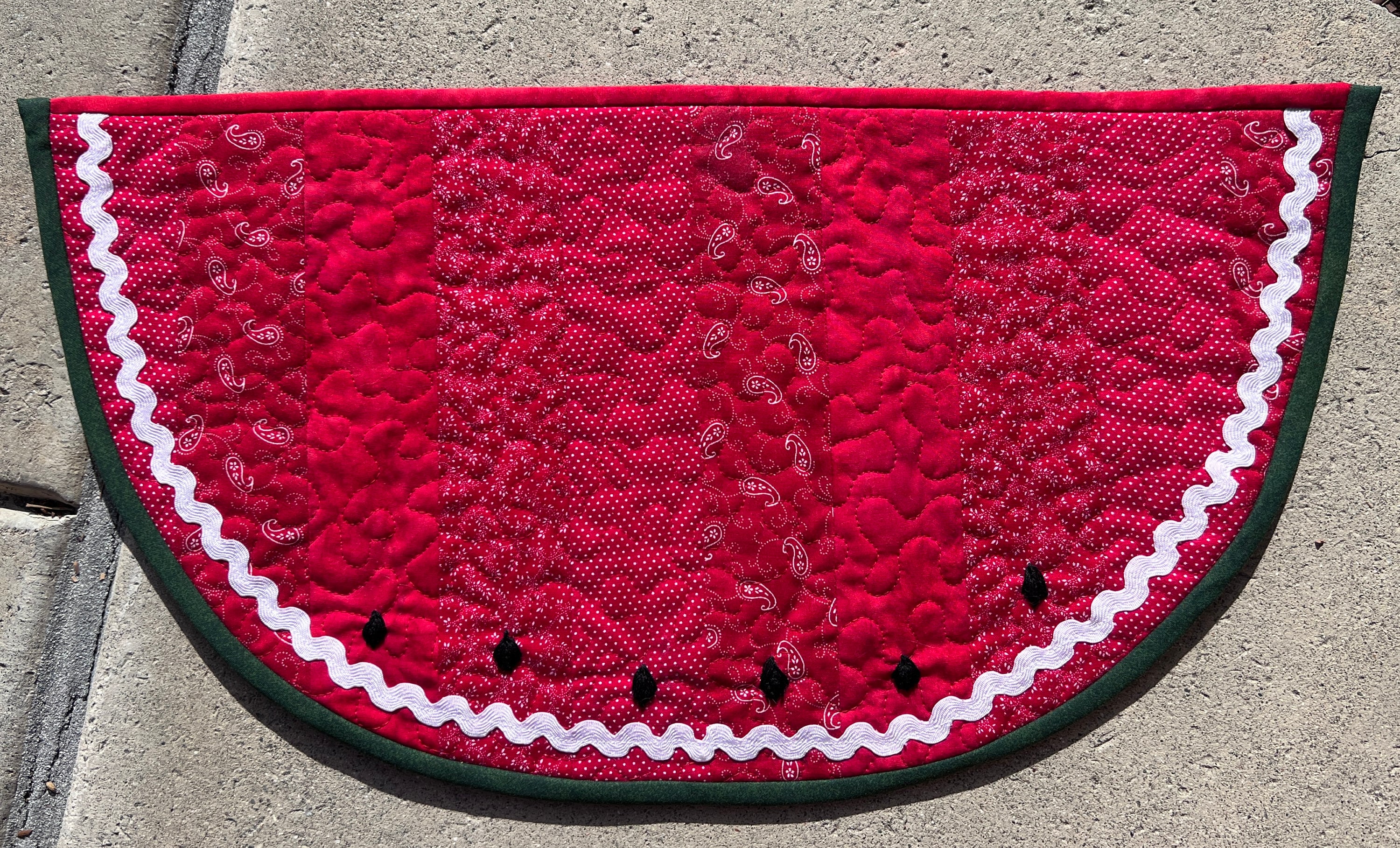 Watermelon Table Mat, Watermelon Table Topper, Quilted Watermelon Mat ...