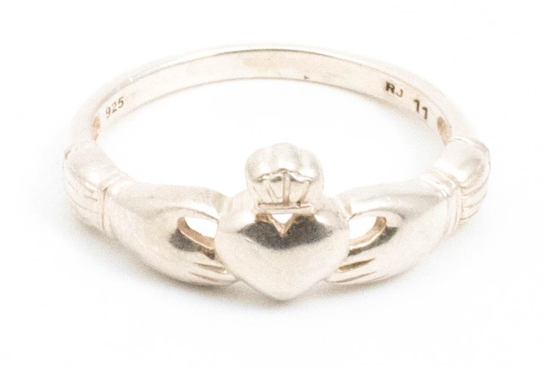 Vintage Sterling Silver Large Traditional Irish Claddagh Ring! [11 US ...