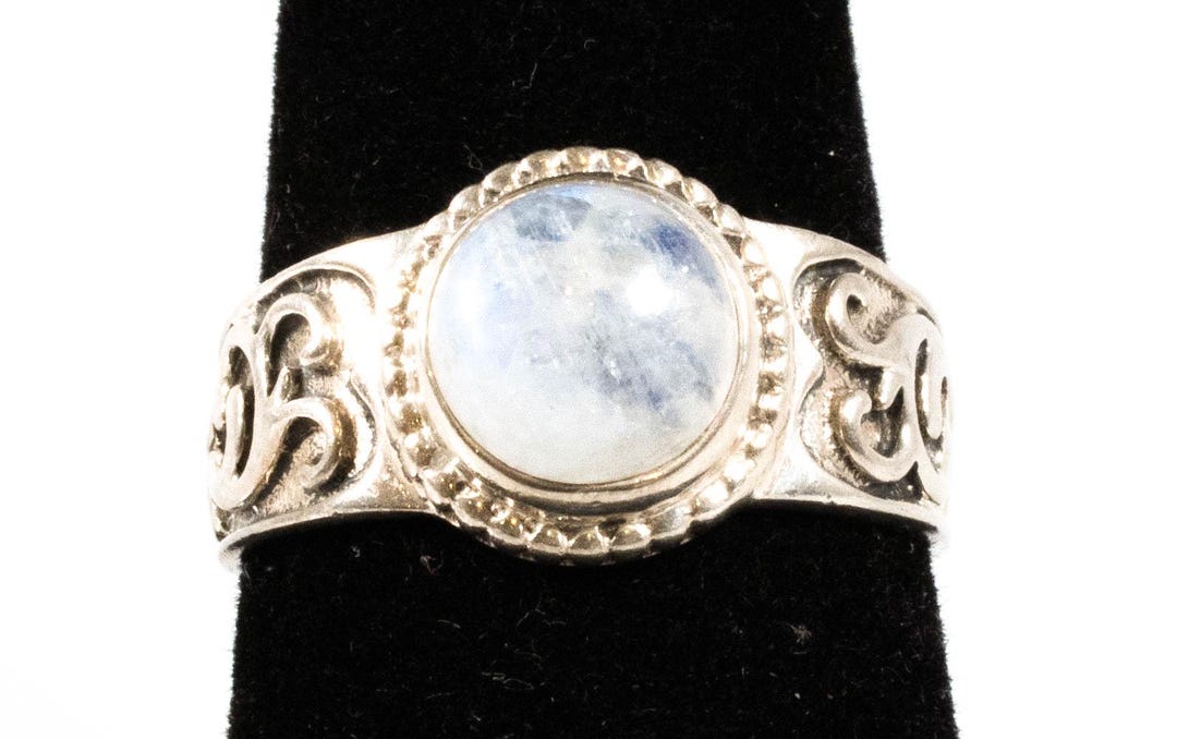 Vintage Sterling Silver Indian Moonstone & Ornate Scrollwork Ring ...