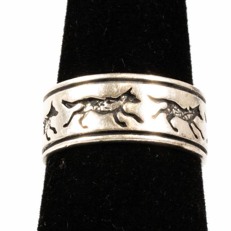 Storyteller Ring - Etsy