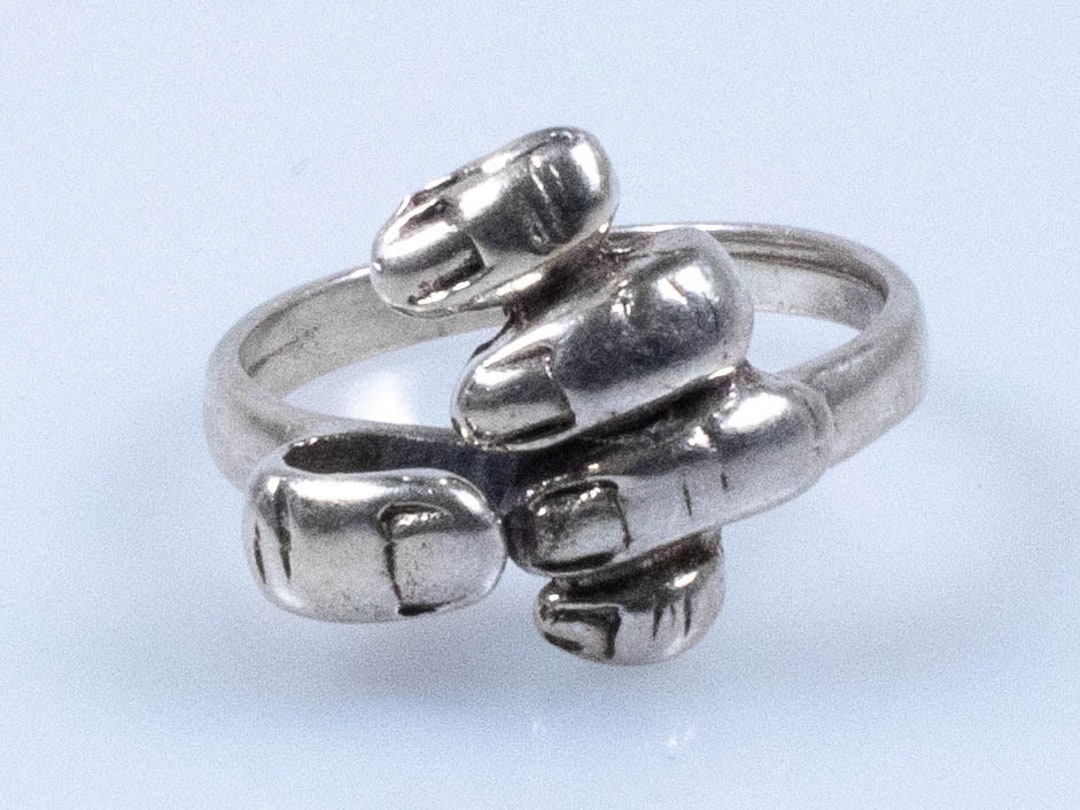 Vintage Sterling Silver Abstract Ring With Gripping Hand & Fingers ...
