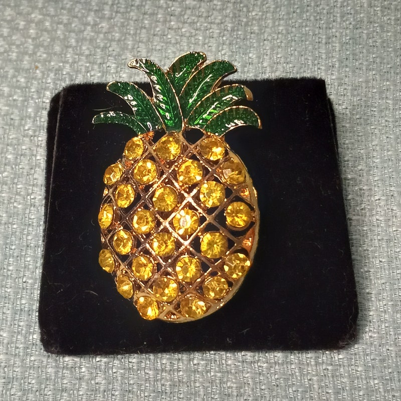 Pineapple Pin - Etsy