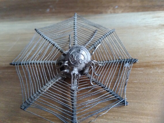Rare vintage Gothic Victorian huge silver spider on s… - Gem