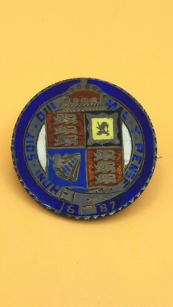 1887 queen victoria shilling - Gem