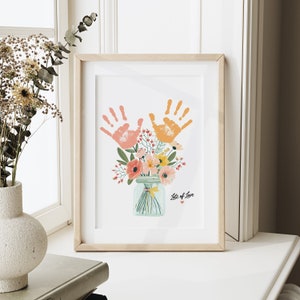 Flower Handprint Craft Art, Printable | Mothers Day, for Mom or Grandma ...