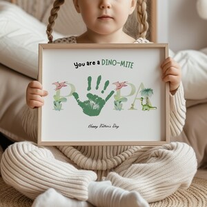 Fathers Day Dinosaur Handprint Art Craft, Printable | Gift for Papa ...