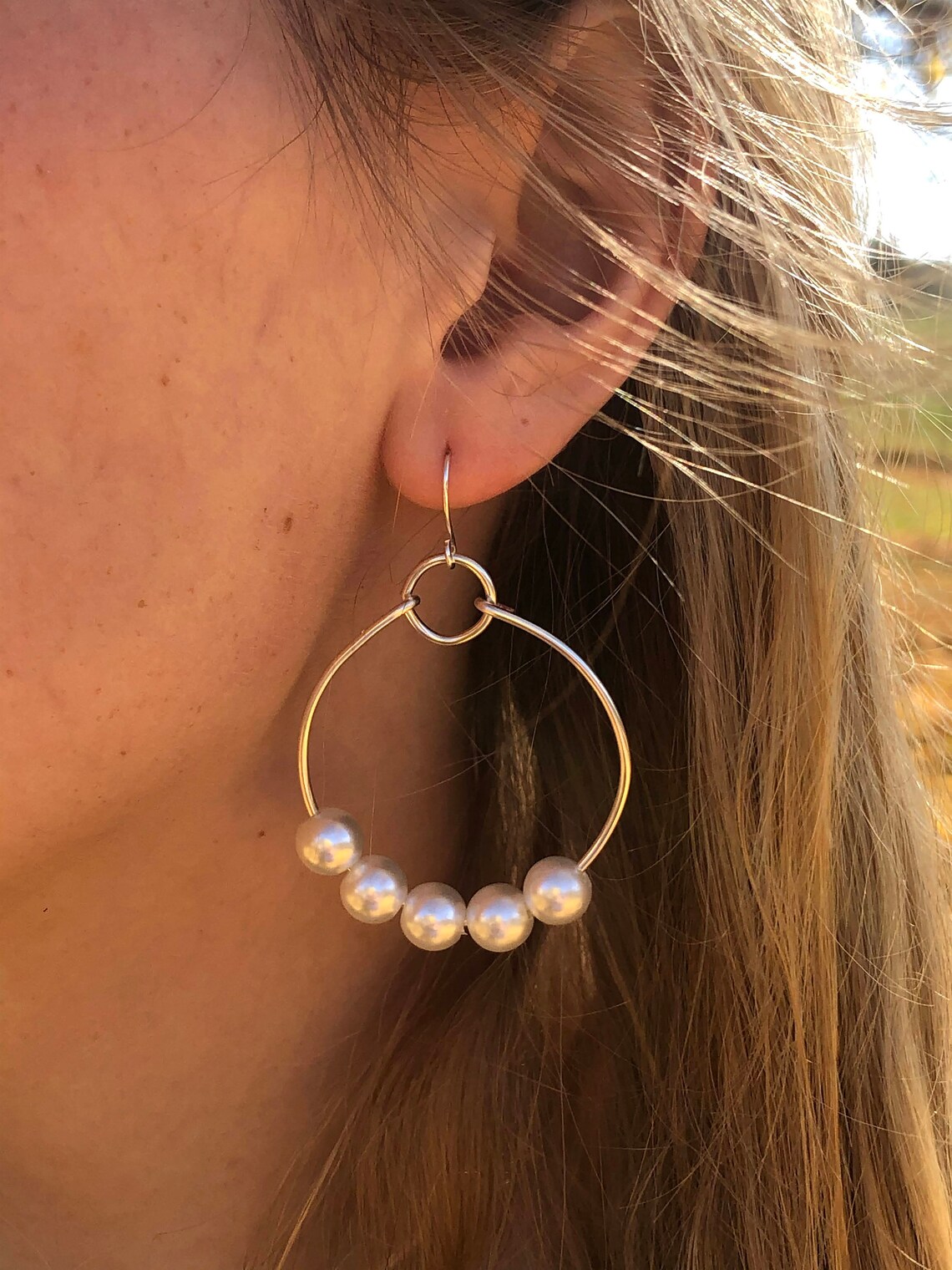 Pearl Mini Hoop Earrings - Etsy