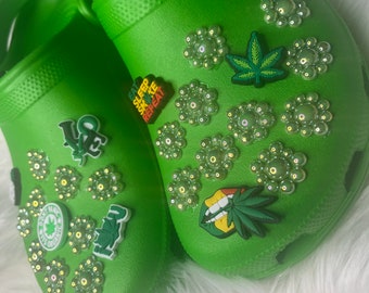 Adult-diamonds & Pearls-custom Embellished Crocs 100% - Etsy