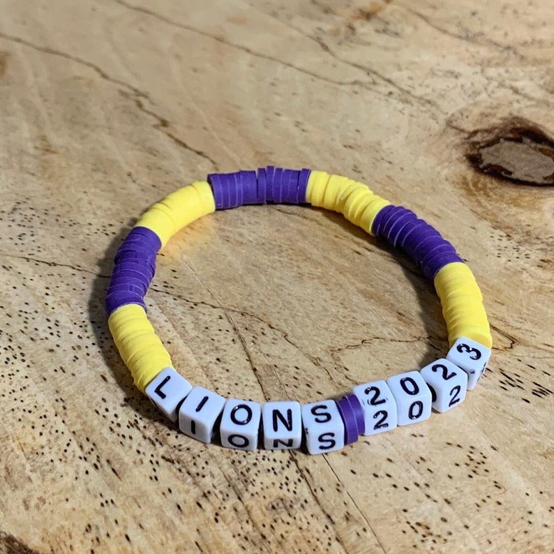 Class of 2024 Bracelet| Graduation Gift| Graduate| 2024| Stretch ...