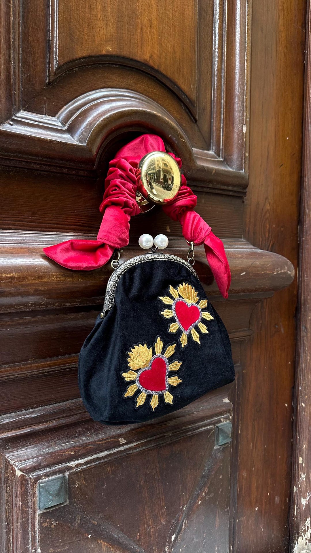 Handmade Small Black Velvet Purse With Kiss Lock | Bag With Embroidery ...