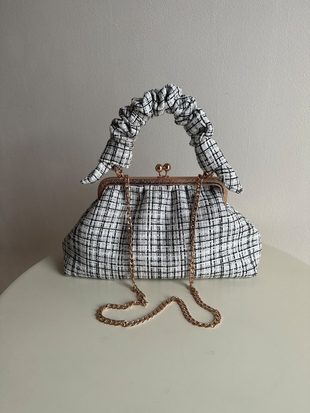 Kiss Clasp Handmade Bag | Retro Look Purse | Tweed Vintage Style Woman ...