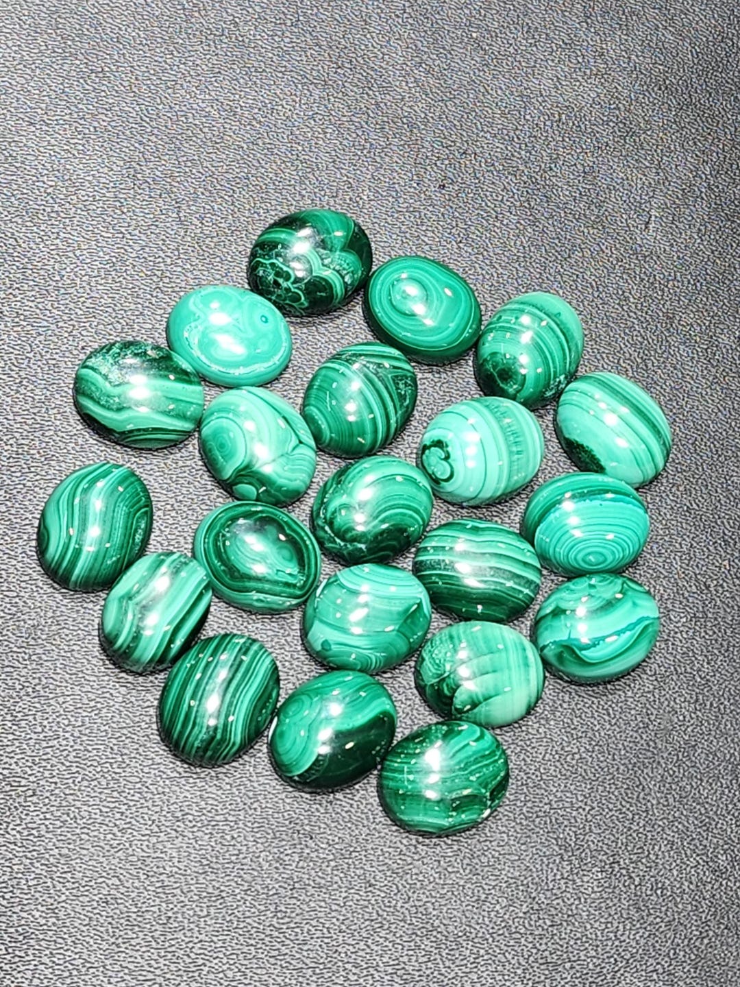 Malachite Celebrated Cabochon, Oval Shape 6 Pcs Malachite, Beautiful ...