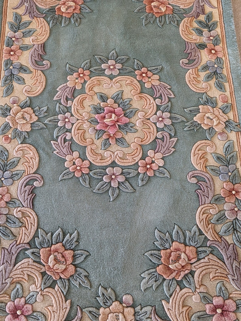 Aubusson Rug With French Roses Design and Handembossed Madalion Pattern ...