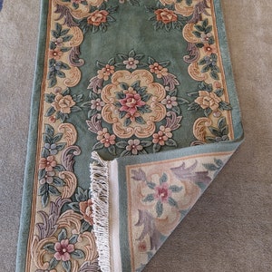 Aubusson Rug With French Roses Design and Handembossed Madalion Pattern ...