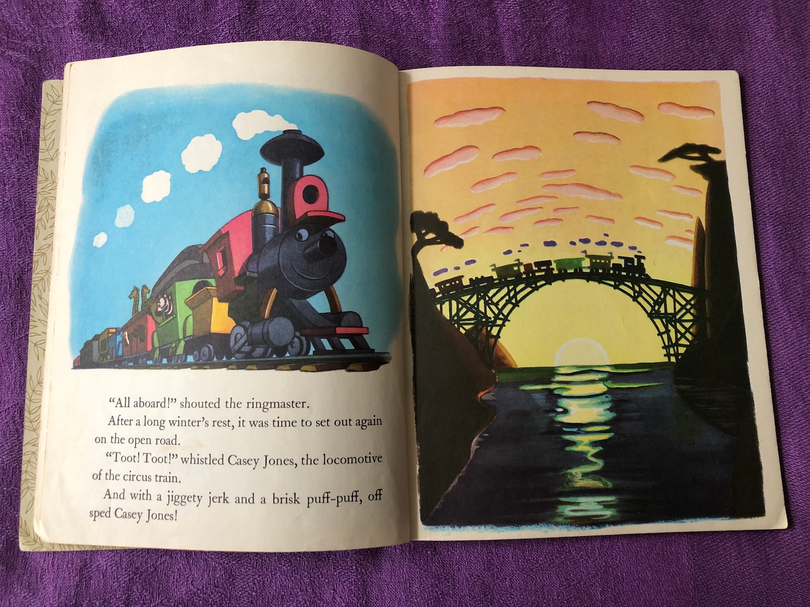 Walt Disneys Dumbo, a Little Golden Book, 1976 - Etsy