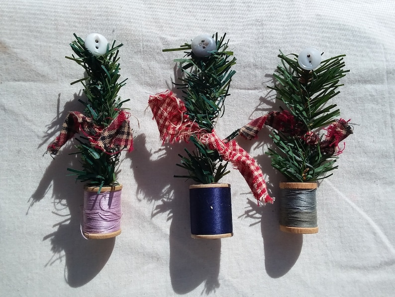 Tree Ornaments/ Antique Spools/vintage Spool Trees - Etsy