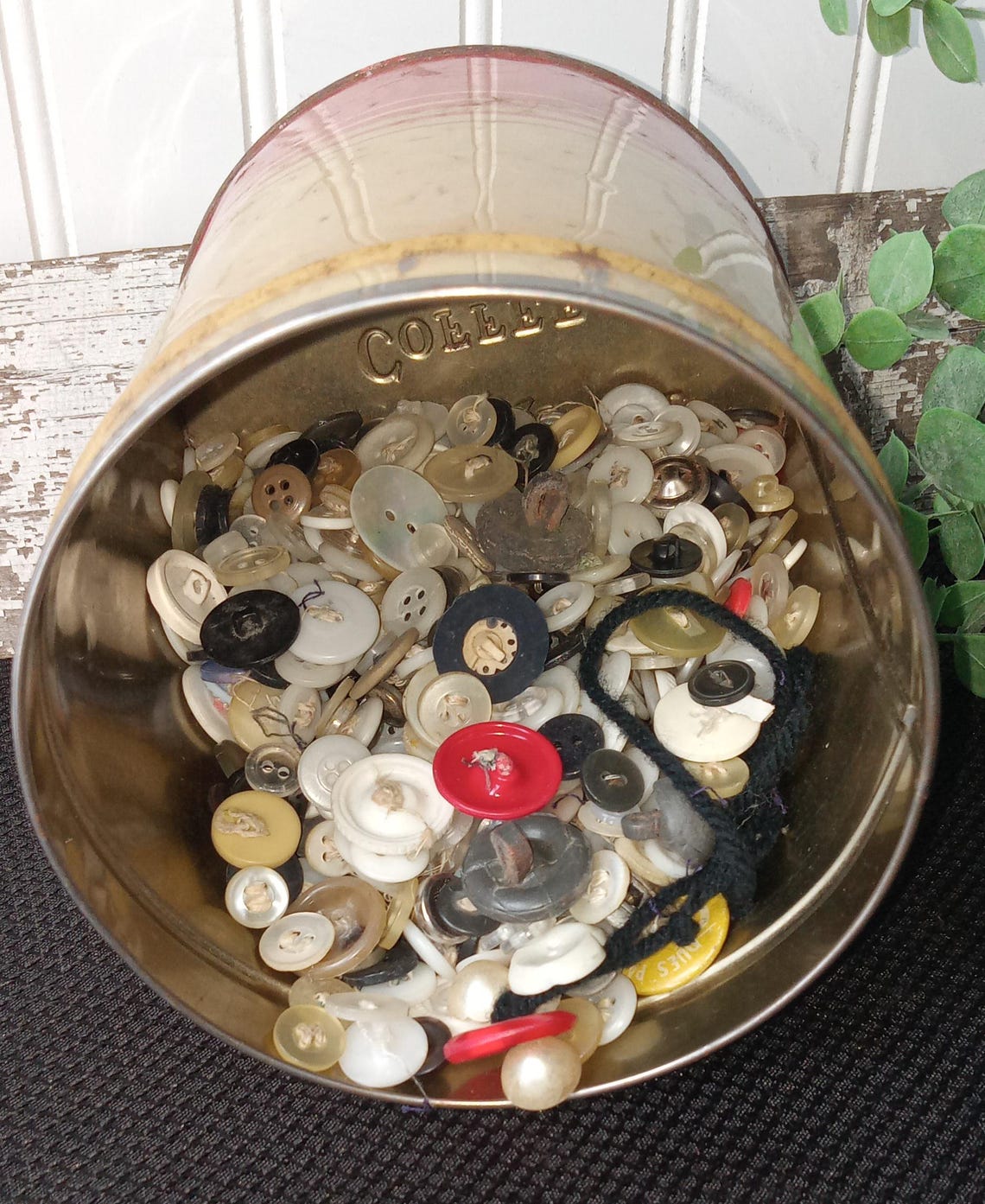 Buttons/coffee Tin/old Reliable Coffee/ Vintage Buttons/ Vintage Tin ...