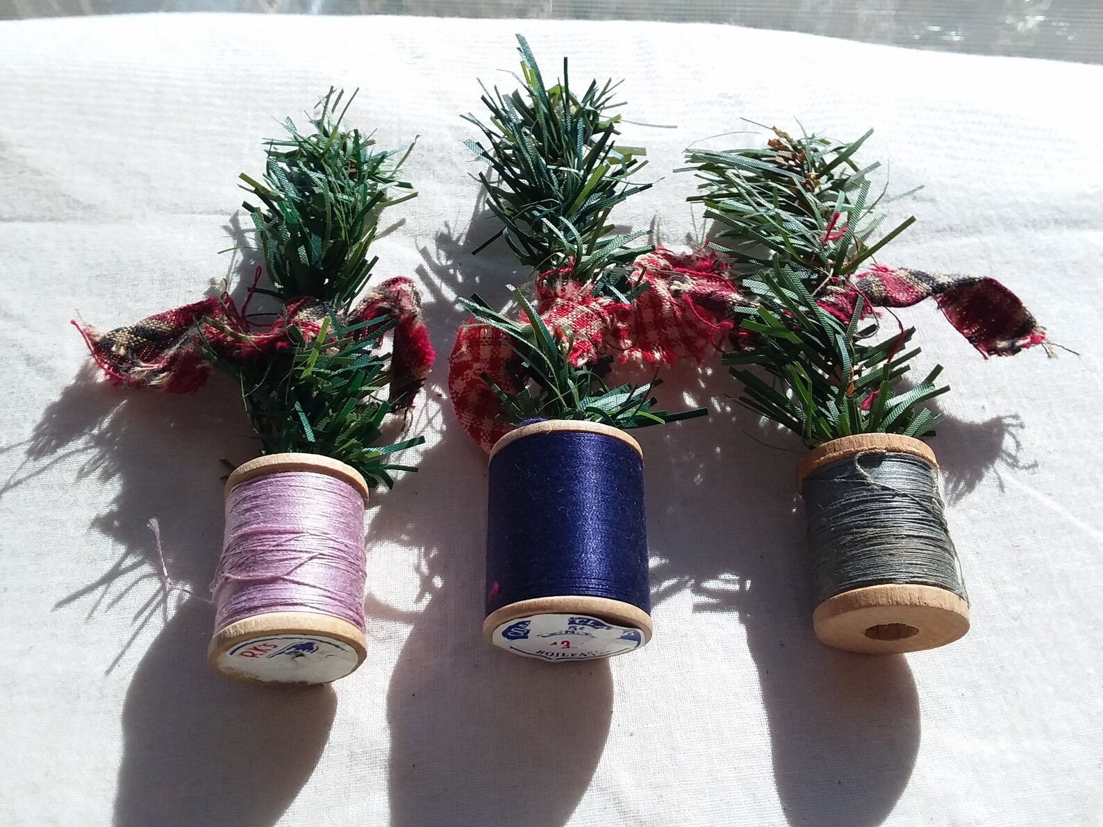 Tree Ornaments/ Antique Spools/vintage Spool Trees - Etsy