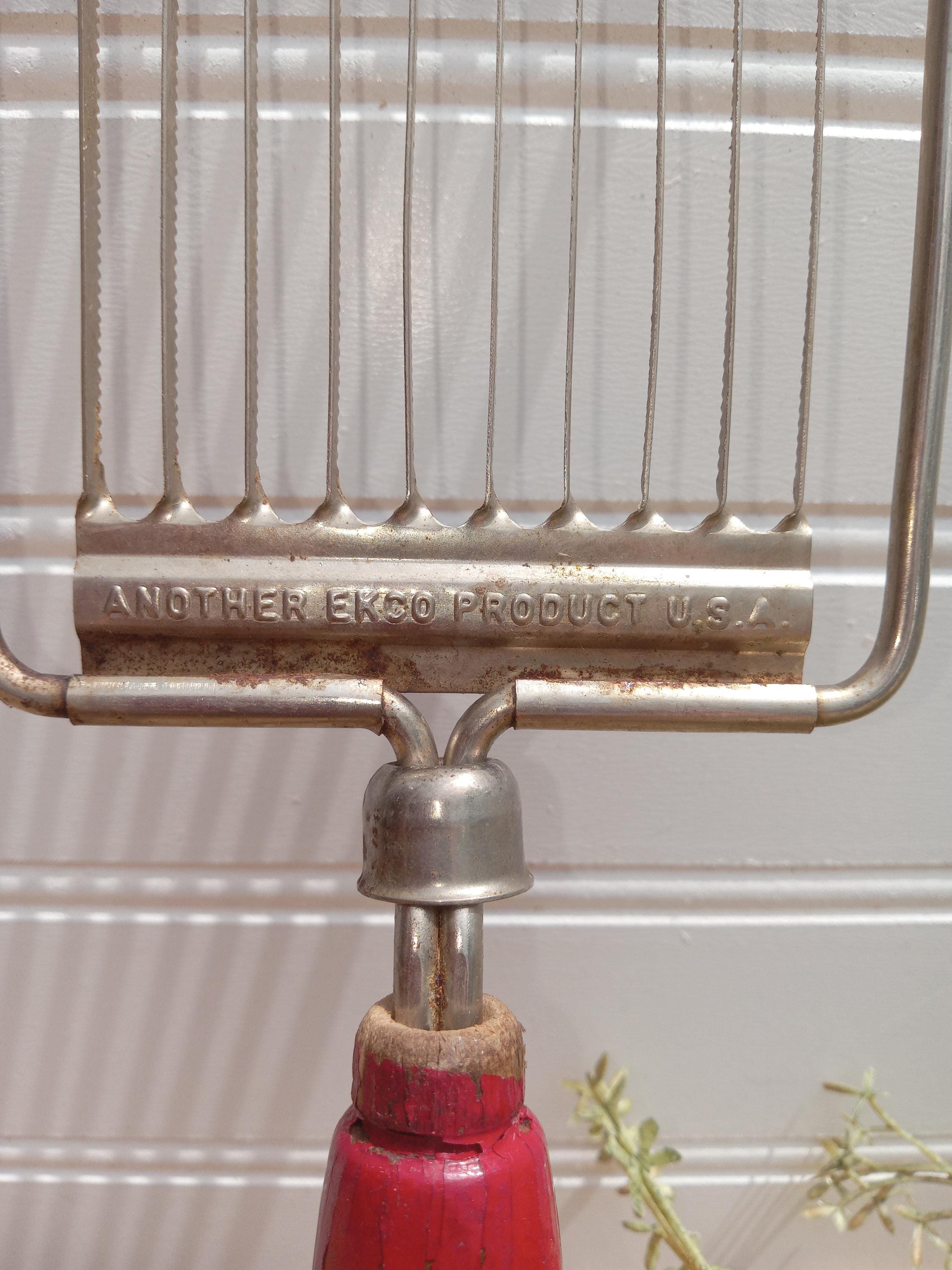 Vintage Red Handle Utensil/ Vintage Utensil/ Old Kitchen Tool/ Vintage ...