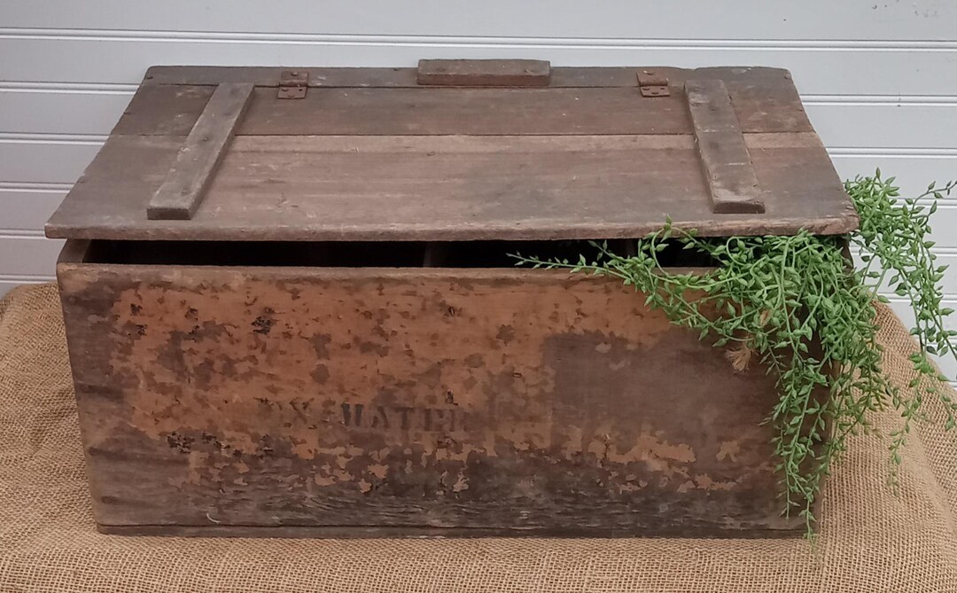 Old Box/ Vintage Box/ Hagerstown MD/ Wood Box/ Old Wood Box/ Wood Crate ...