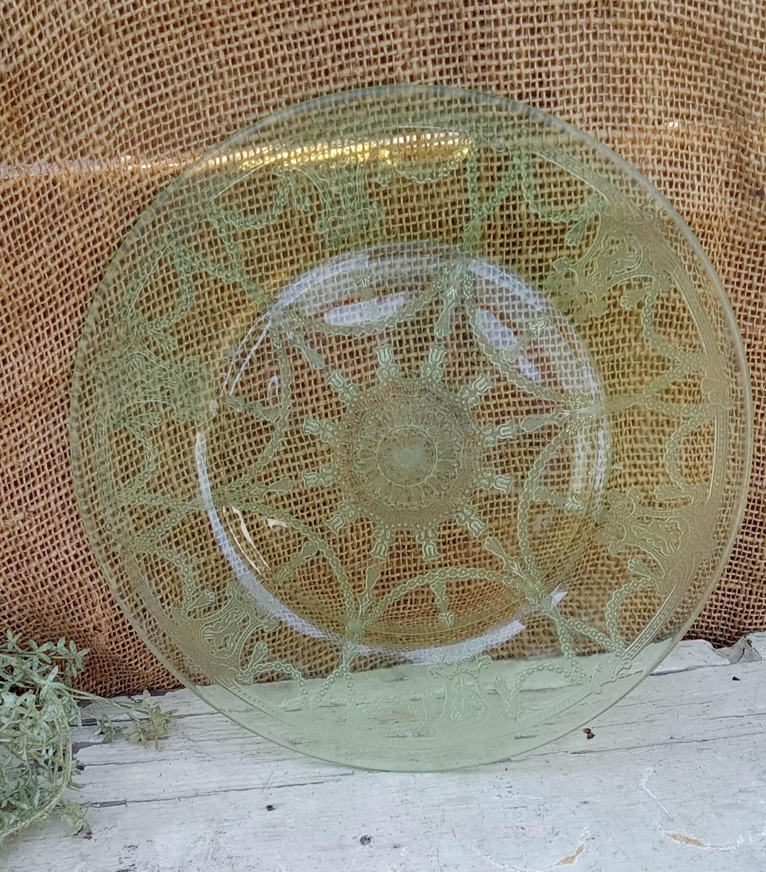 Depression Green Glass Plate/ Green Plate/ Light Green Print Plate ...