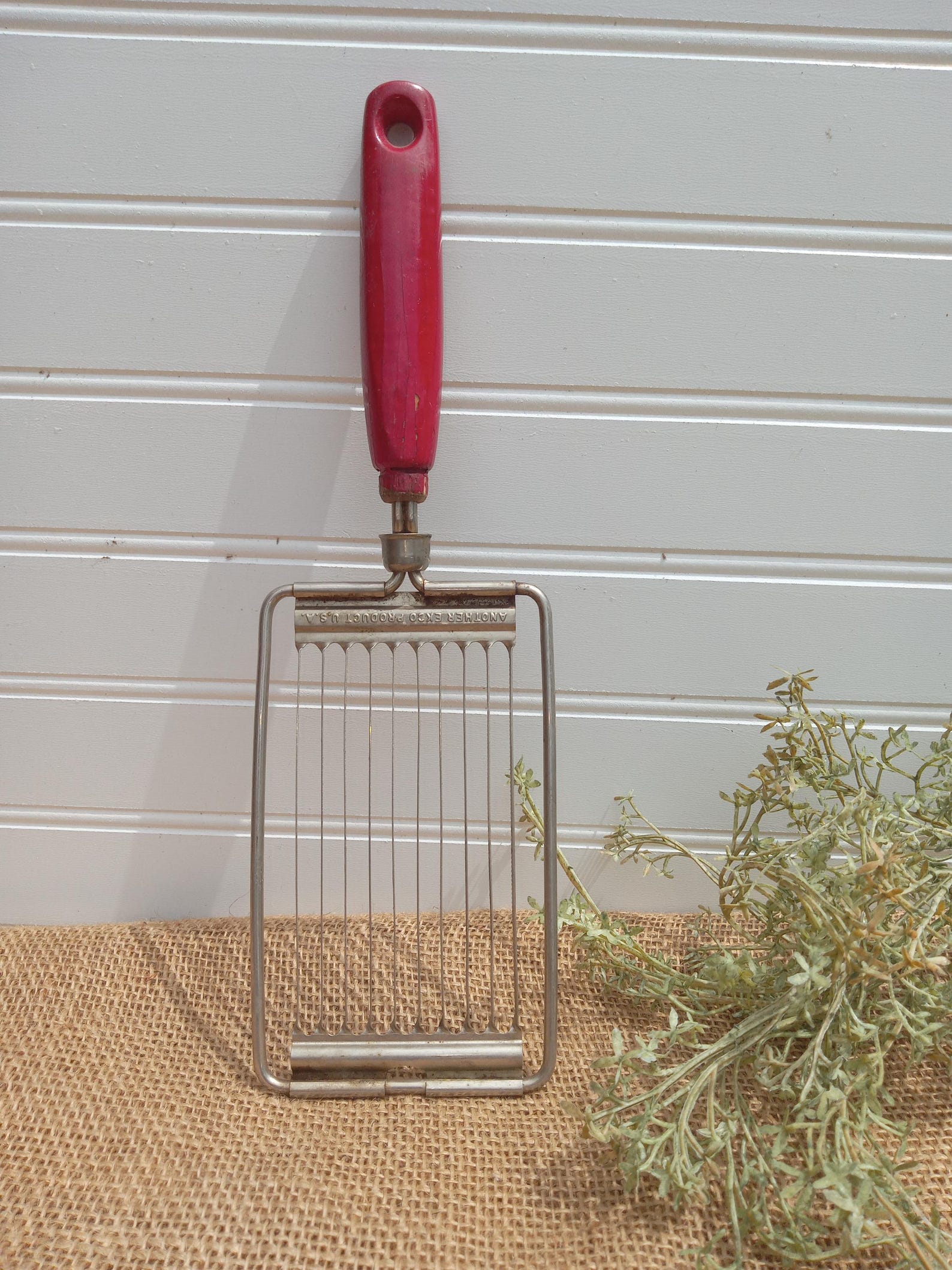 Vintage Red Handle Utensil/ Vintage Utensil/ Old Kitchen Tool/ Vintage ...