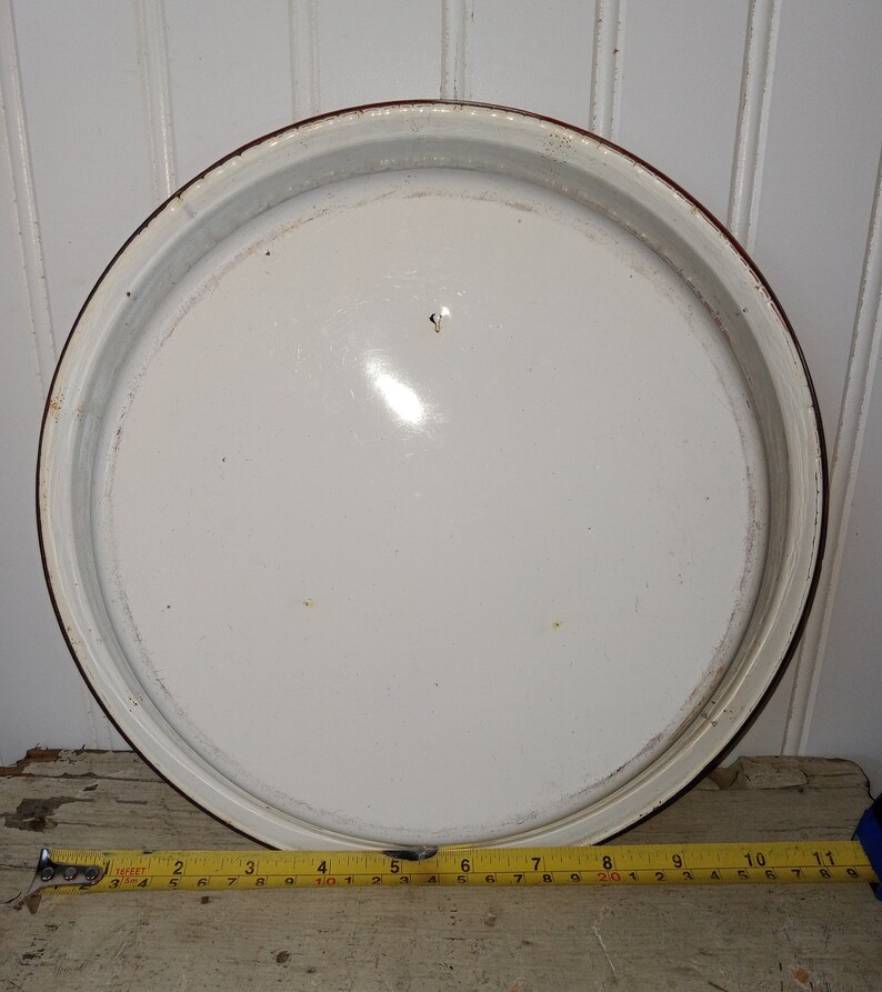 Vintage Enamelware Pie Pan: White With Red Trim, Rose Design - Etsy