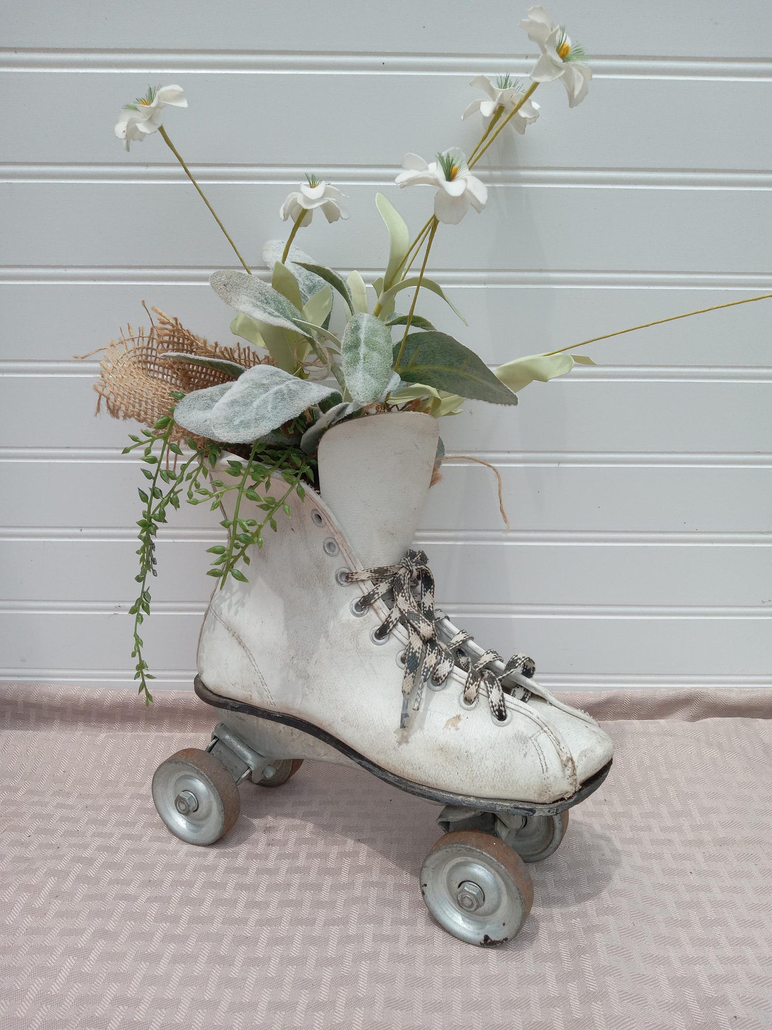 Vintage Roller Skate With Flowers/ Vintage Decor/roller Skate/primitive ...