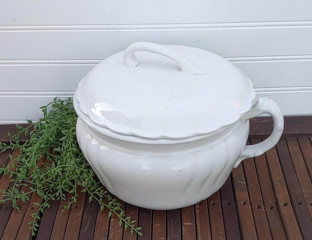 Antique Chamber Pot/ Johnson Brothers/ England/ Royal Ironstone ...