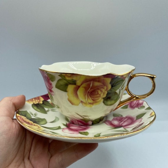 Royal Elfreda Country Rose Series Vintage Rose Tea Cup and - Etsy