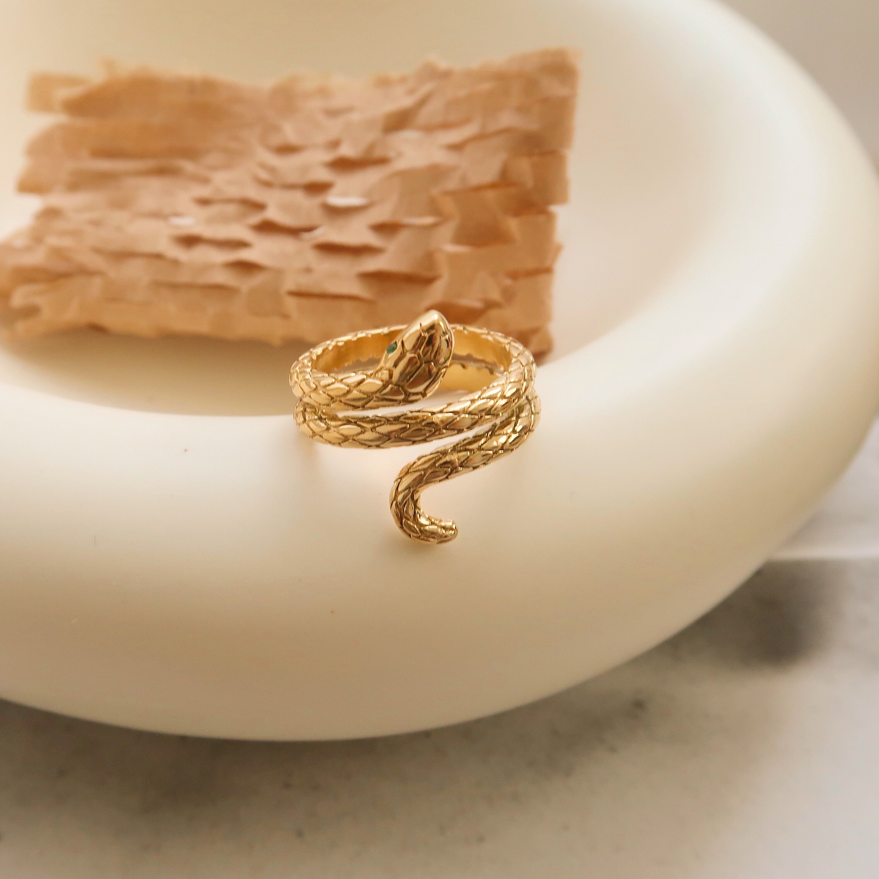 Solid 18k Gold Small Snake Ring - Etsy