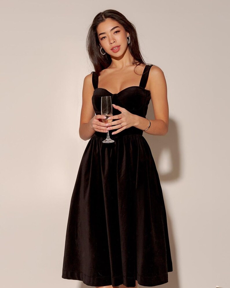 Elegant Velvet Dress Evening Dress of Midi Length Custom - Etsy